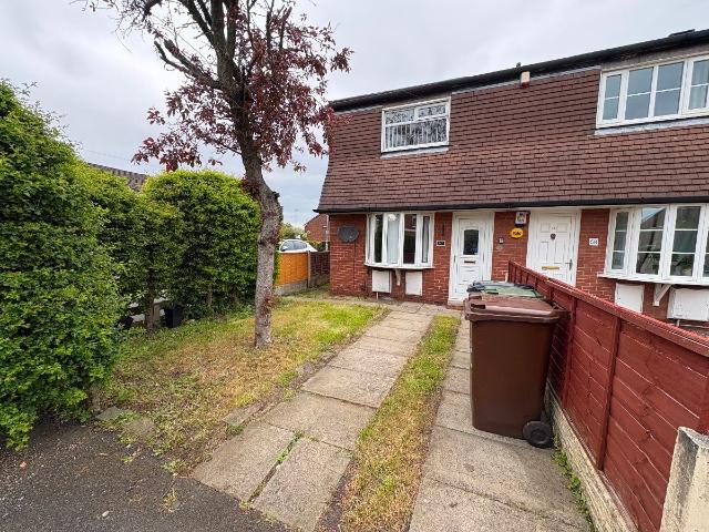 Beech Avenue, Droylsden, Manchester M43, 2 bed semi detached house to rent, £1,100 pcm | PrimeLocation