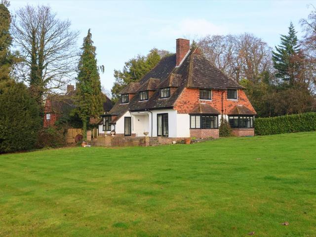 Beech Avenue, Effingham, Surrey KT24, 4 bed detached house to rent, £5,500 pcm | PrimeLocation