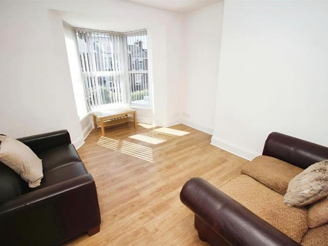 Beech Grove Terrace, Crawcrook, Tyne And Wear NE40, 2 bed maisonette to rent, £749 pcm | PrimeLocation