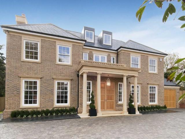 Beech Hill, Hadley Wood. 6 bed detached house to rent £13,000 pcm £3,000 pw