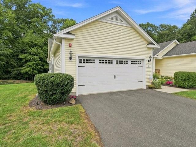 Beech Hill Rd Unit,west Springfield, Condo For Sale