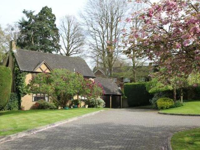 Beech Holt, Leatherhead, 4 Bedroom Detached