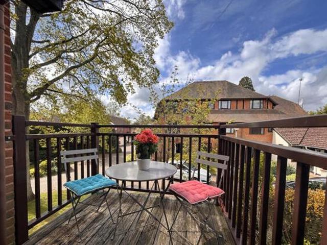 Beech Lodge, Hartley Wintney, 2 Bedroom Apartment