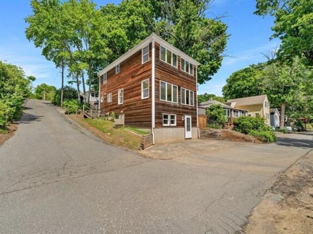 Beech Ln, Amesbury, Home For Sale