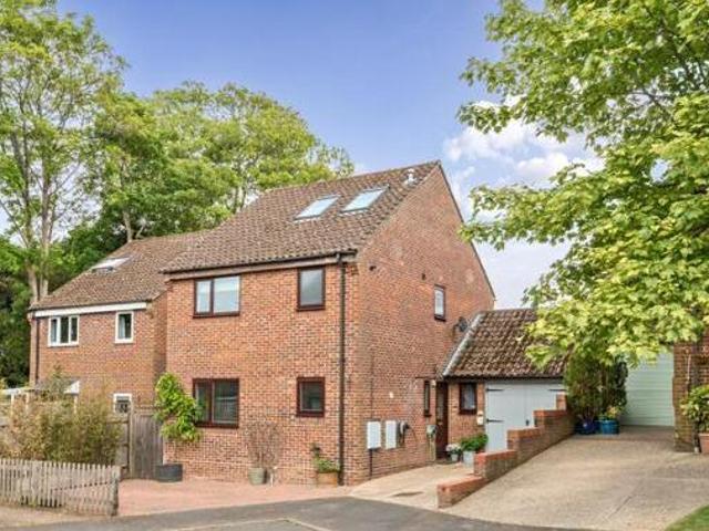 Beech Road, Alresford, 4 Bedroom Link