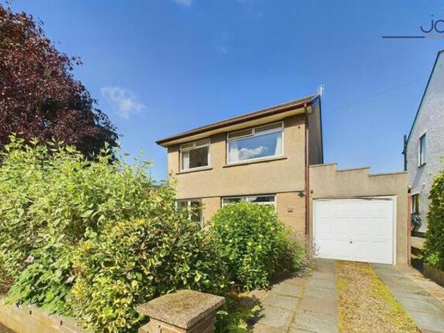 Beech Road, Halton, 4 Bedroom Detached