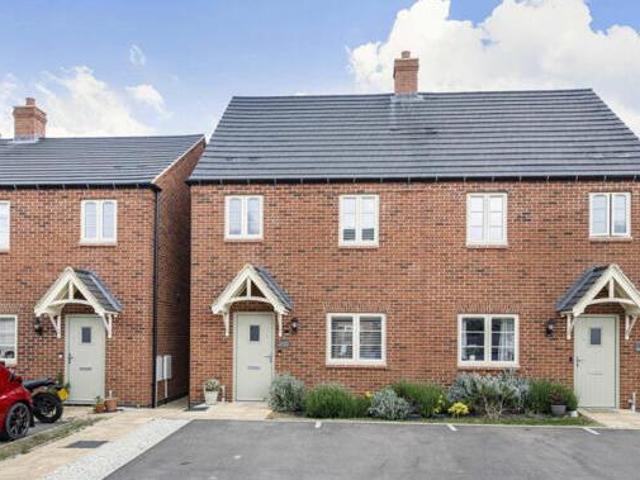 Beech Road, Launton, 3 Bedroom Semi detached