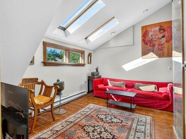 Beech St, Cambridge, Home For Sale