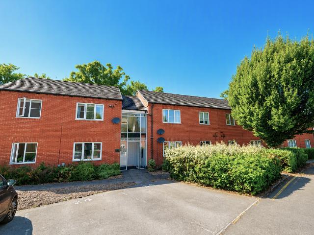 Beech Street, Lincoln LN5, 2 bed flat to rent, £800 pcm | PrimeLocation