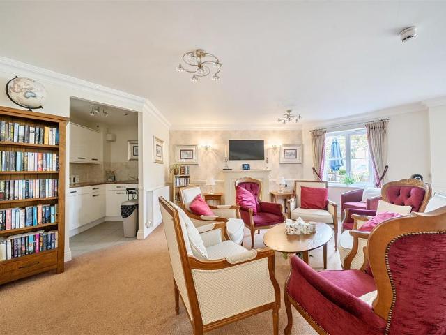 Beecham Lodge, Cirencester, Gloucestershire
