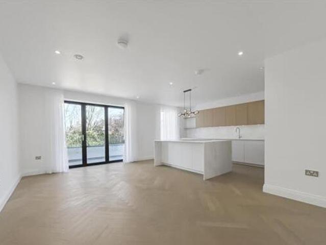 Beechcroft Avenue, Golders Green, 3 Bedroom Property