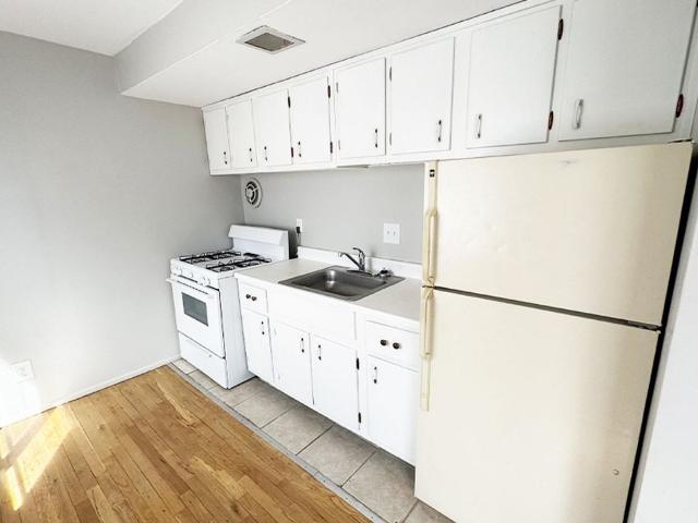 Beecher Flats 2 Bedroom Apartment for Rent at 860 Beecher St, Cincinnati, OH 45206 Walnut Hills