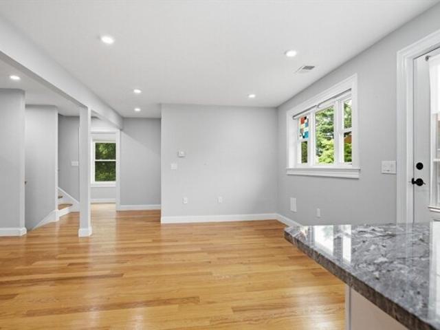 Beecher Pl Unit B, Newton, Condo For Sale
