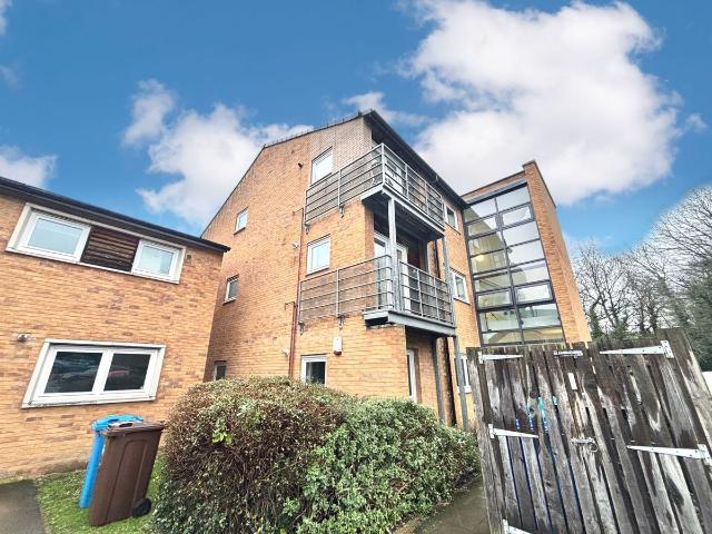 Beeches Bank, Sheffield S2, 2 bed flat to rent, £800 pcm | PrimeLocation