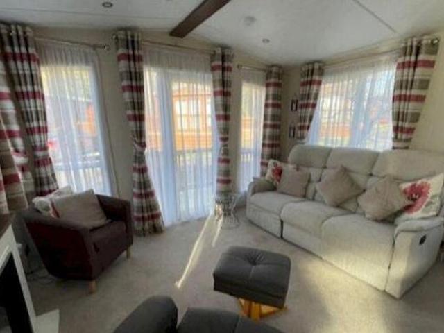 Beeches Holiday Park, Blue Anchor Bay, 2 Bedroom Caravan