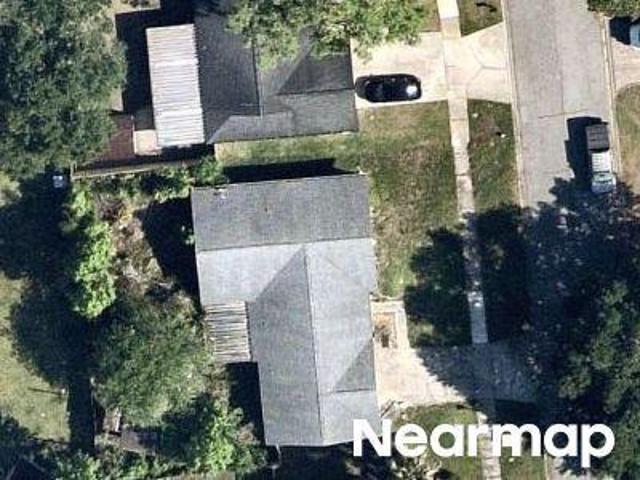 Beechfern Ln E