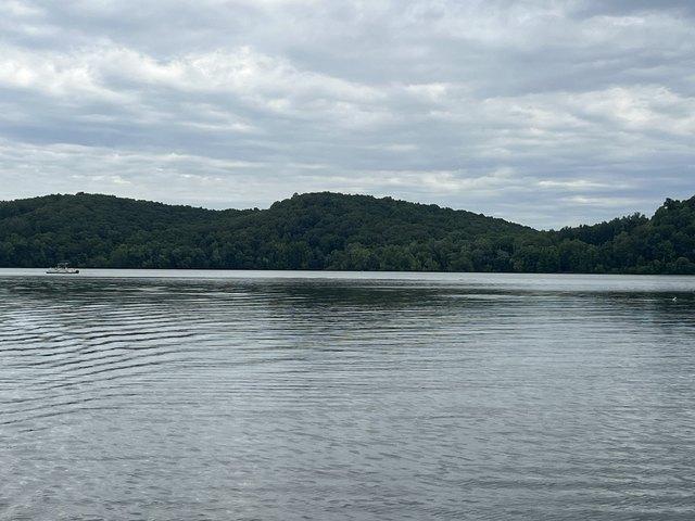 Beechtree Cir, Stewart, TN 37175