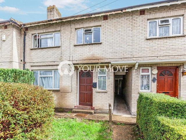 Beechtree Avenue, Egham TW20 4 bed terraced house to rent £2,300 pcm £531 pw