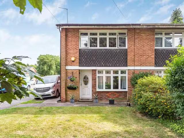 Beechtree Avenue, Englefield Green, Egham, Surrey, TW20 0SR