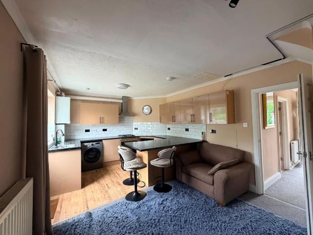 Beechtree Avenue, Englefield Green TW20, 4 bed shared accommodation to rent, £2,499 pcm | PrimeLocation