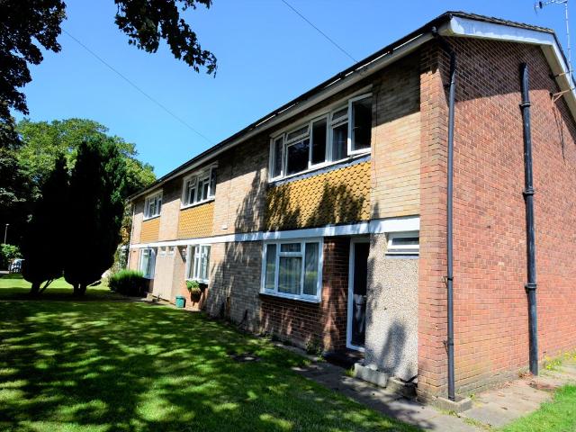 Beechtree Avenue, Englefield Green TW20, 5 bed end terrace house to rent, £2,650 pcm | PrimeLocation