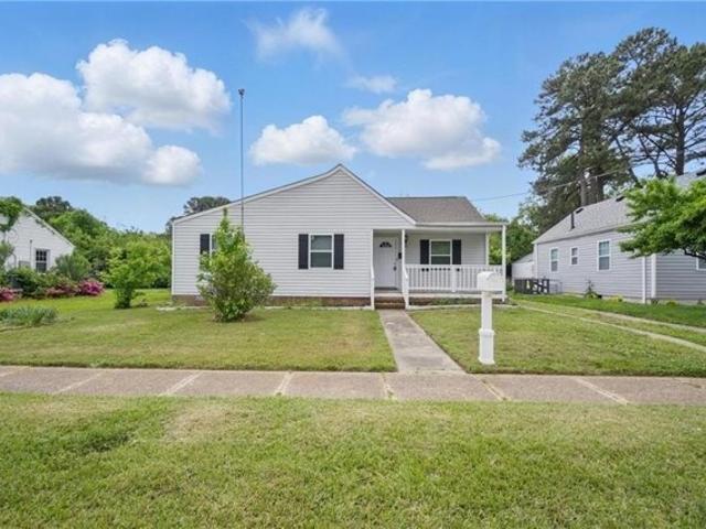 Beechwood Ave, Norfolk, Home For Sale