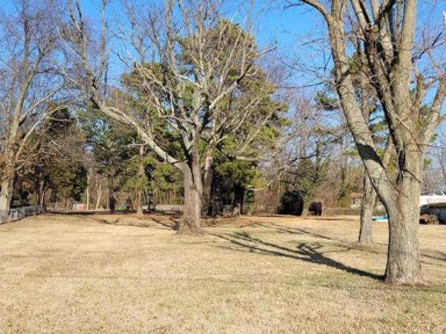 Beechwood Ave, Essex, MD 21221