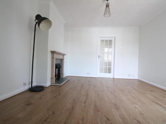 Beechwood Avenue, Ruislip