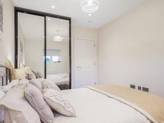 Beechwood Grove, London W3, 1 bed flat to rent, £1,750 pcm | PrimeLocation
