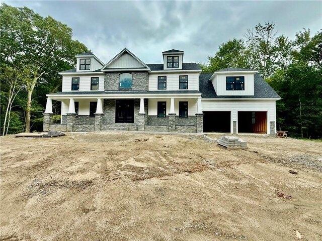 Beechwood Dr, Cranston, Home For Sale