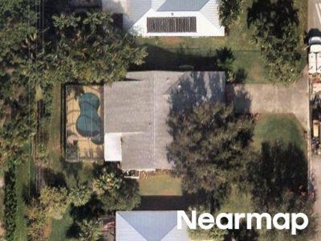 Beechwood Lake Dr
