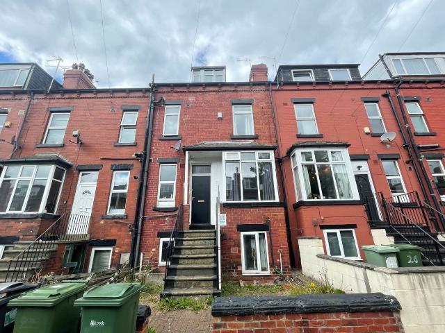 Beechwood Mount, Burley, Leeds LS4, 5 bed terraced house to rent, £1,650 pcm | PrimeLocation