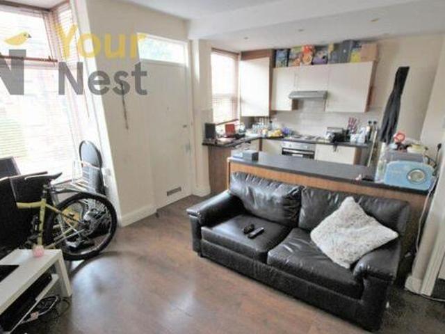 Beechwood Mount, Burley, 4 Bedroom Terraced