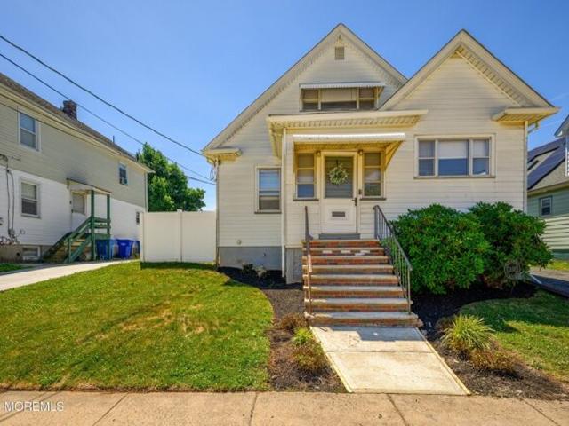 Beechwood Pl, North Brunswick, Home For Sale
