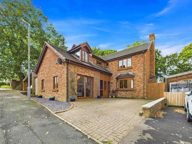 Beechwood Place, Narberth, 4 Bedroom Detached