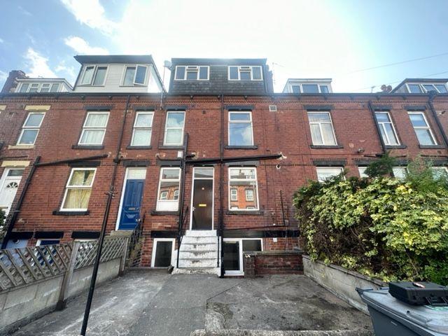 Beechwood Row, Burley, Leeds LS4, 4 bed terraced house to rent, £485 pppm | PrimeLocation