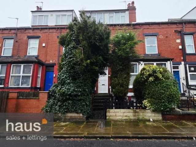 Beechwood View, Burley, Leeds LS4, Room to rent, £525 pcm | PrimeLocation