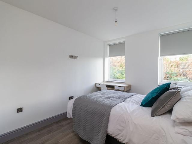 Beecroft Court, Cannock WS11, Room to rent, £575 pcm | PrimeLocation