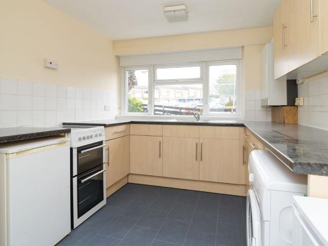 Beecroft Close, Canterbury CT2, 3 bed flat to rent, £1,350 pcm | PrimeLocation
