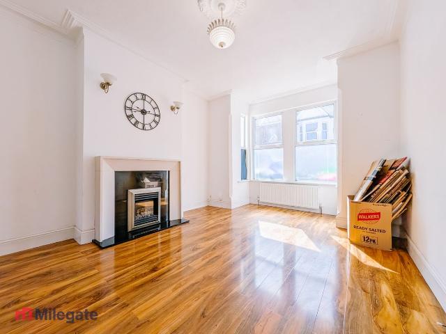 Beedell Avenue, Westcliff On Sea SS0, 3 bed terraced house to rent, £1,695 pcm | PrimeLocation