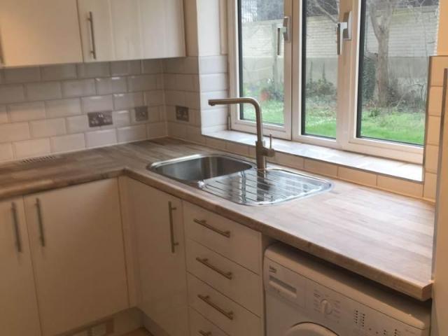 Beehive Court, IG1 1 bed flat to rent £1,299 pcm £300 pw