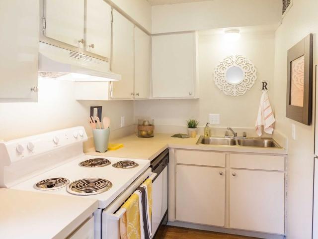 Beehive Studios Studio Apartment for Rent at 4209 Avenue B, Austin, TX 78751 Hyde Park