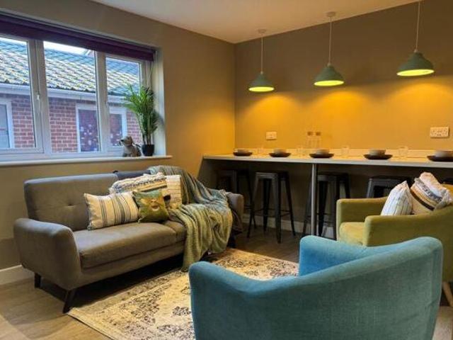 Beeston, Fletcher Road, Nottingham, 5 Bedroom Flat