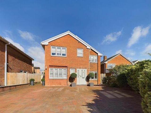 Beeston Road, Higher Kinnerton, 4 Bedroom Detached