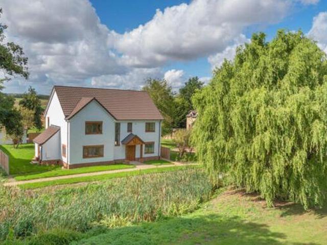 Beeston, The Green, Sandy, 4 Bedroom Detached