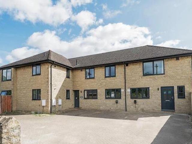 Begbroke, Oxfordshire, 2 Bedroom Flat