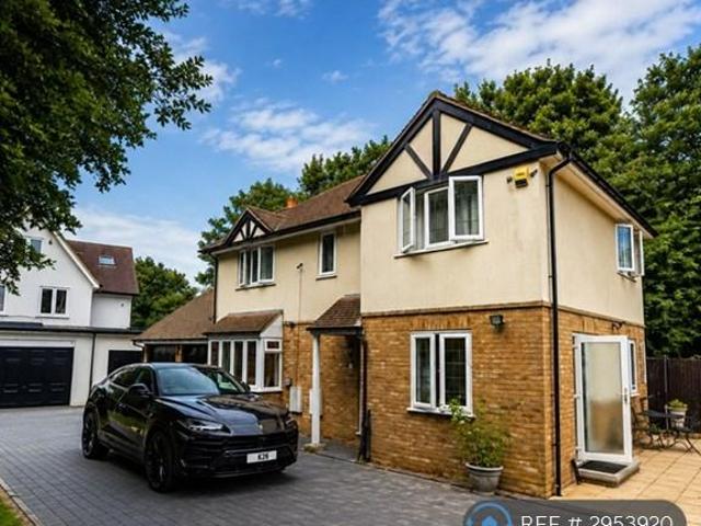 Beggars Roost Lane, Sutton, SM1 3 bed detached house to rent £2,995 pcm £691 pw