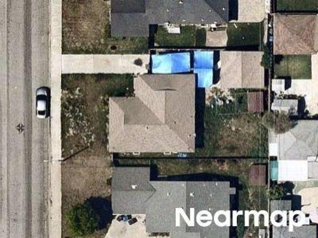 Behrens Ave