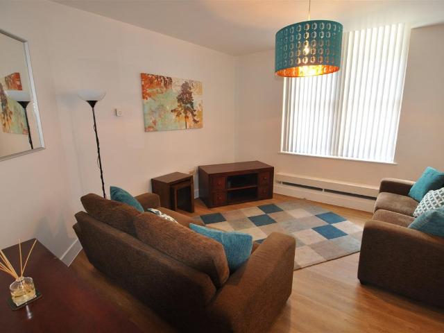Behrens Warehouse, 26 East Parade, Bradford BD1, 1 bed flat to rent, £675 pcm | PrimeLocation