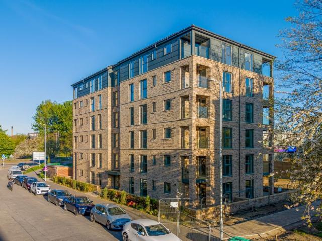 Beith Street, Partick, Glasgow G11, 2 bed flat to rent, £1,450 pcm | PrimeLocation